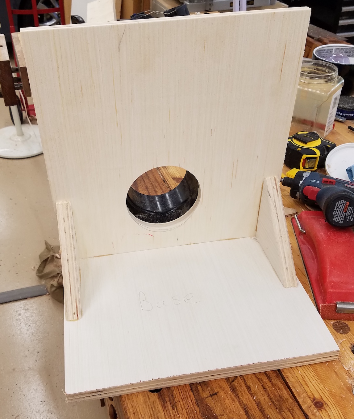 Router Table Dust Collection | Kilted Craft Works