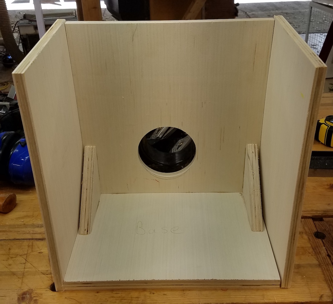 Router Table Dust Collection | Kilted Craft Works
